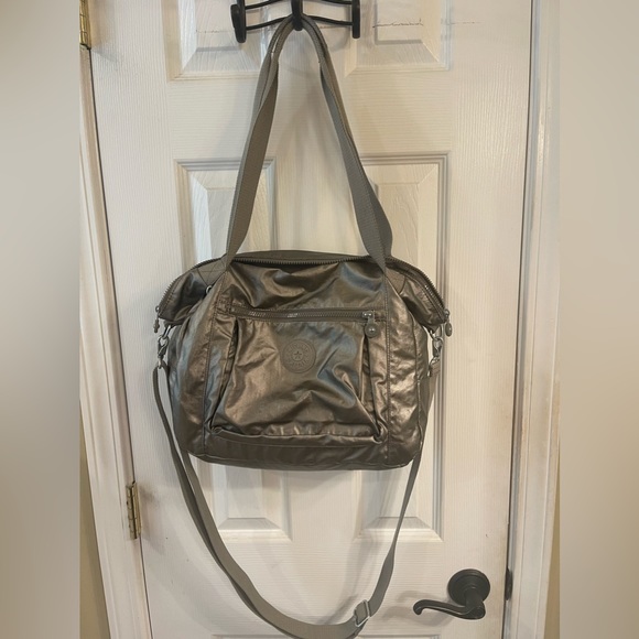 Kipling | Bags | Euc Metallic Kipling Tote Wear Crossbody Or Shoulder ...